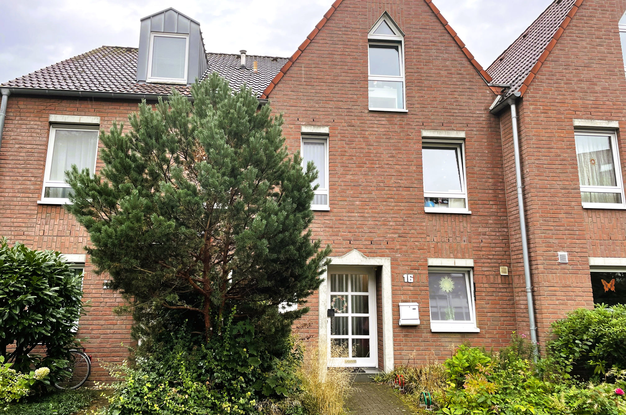 BIEGEL IMMOBILIEN Meerbusch • Verkauf & Vermietung